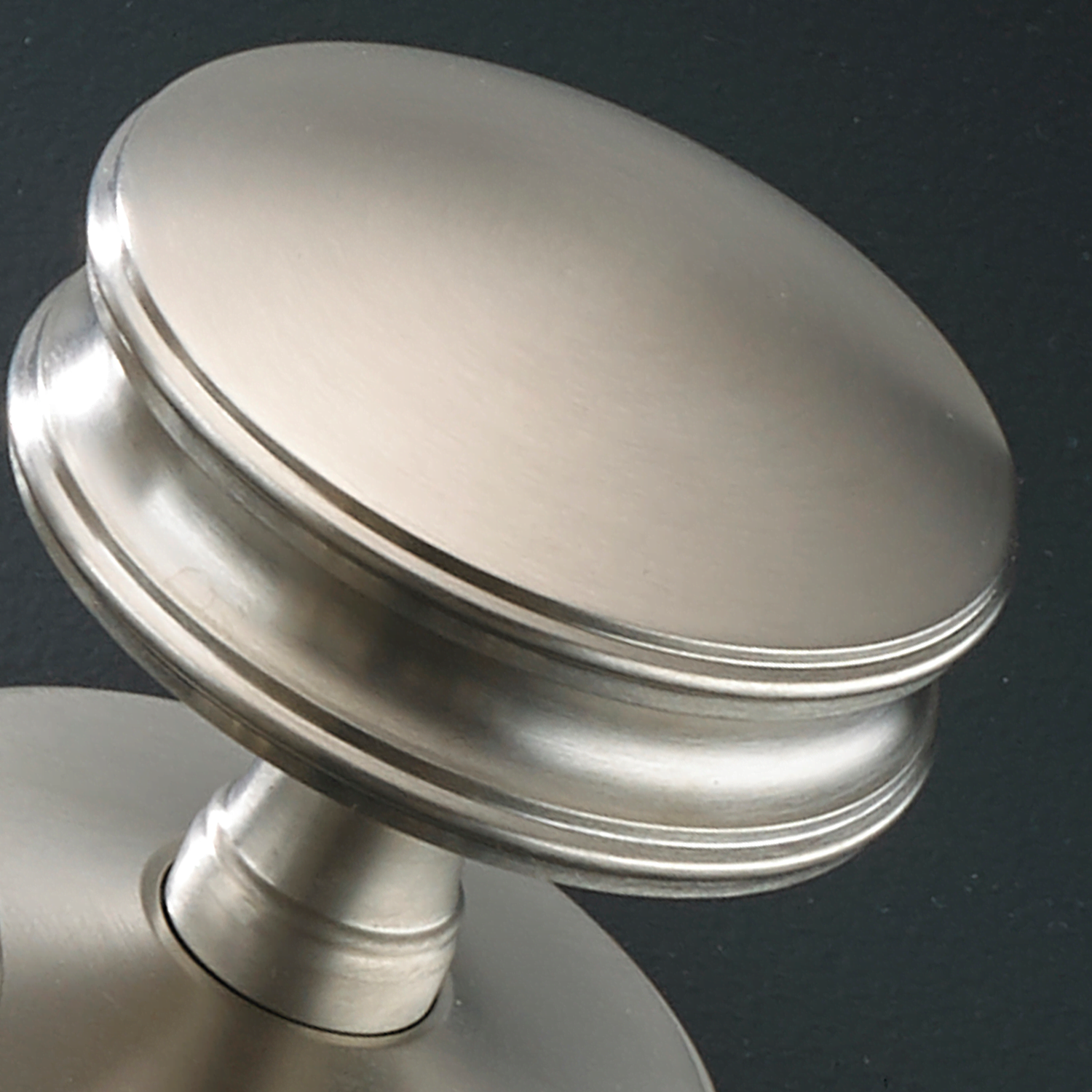 2597 Centre Door Knobs | Frank Allart